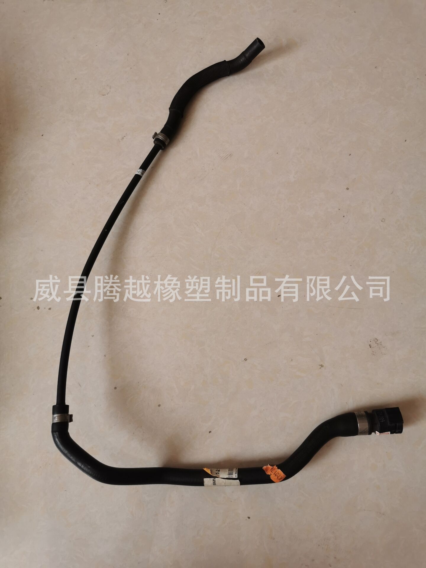 13718612085.13711739575奔宝车散热器水管、通风管增压器胶管-阿里巴巴