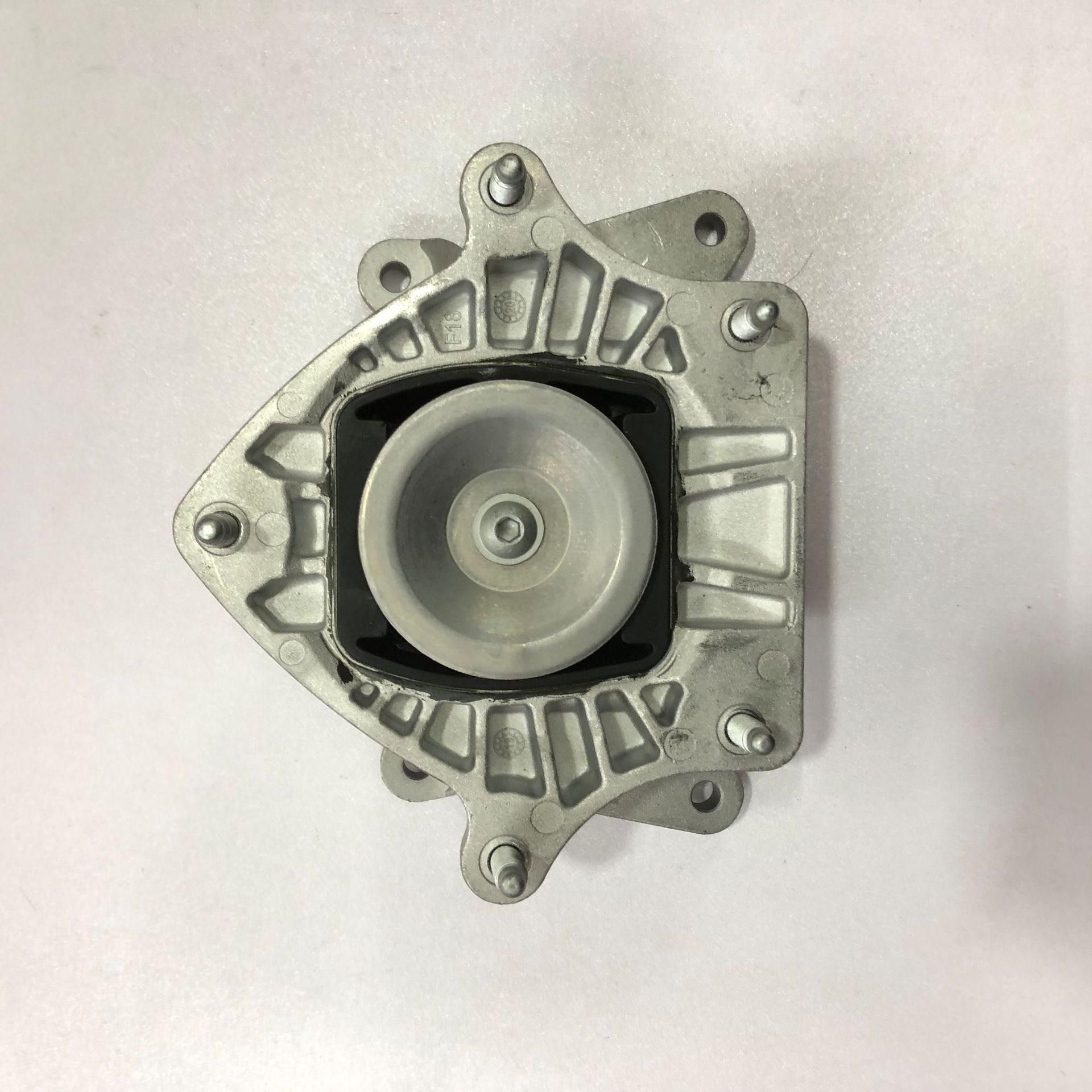 适用于奔驰C-CLASS W205 GLC C253 变速箱支架 A2052402500热卖-阿里巴巴