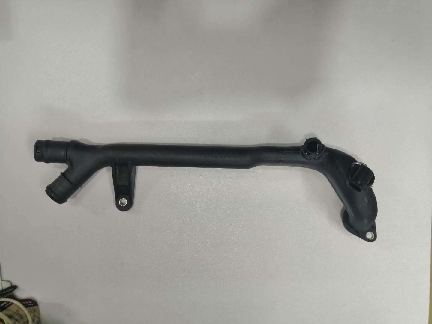 适用于梅赛德斯 C230水管缸盖机油冷却器软管 2712001552-阿里巴巴