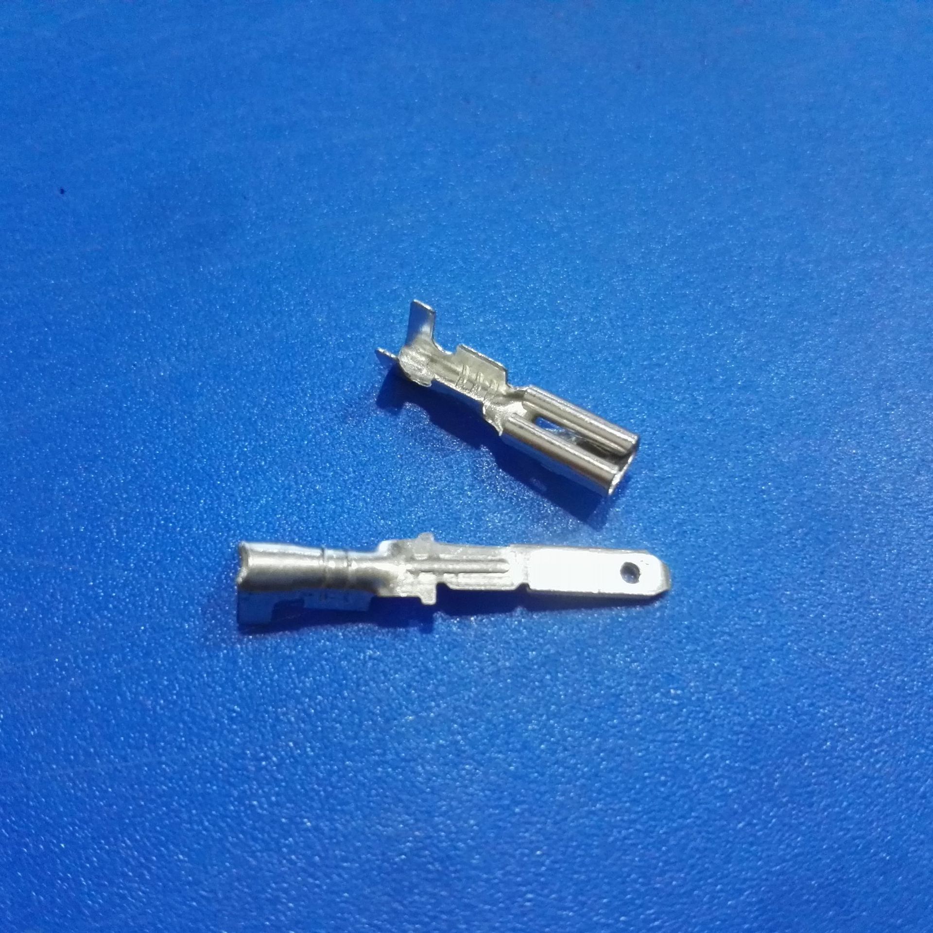 DJ7011-2.8-11/21 2.8-1P单孔公母空中对接2.8插片插簧汽车连接器-阿里巴巴