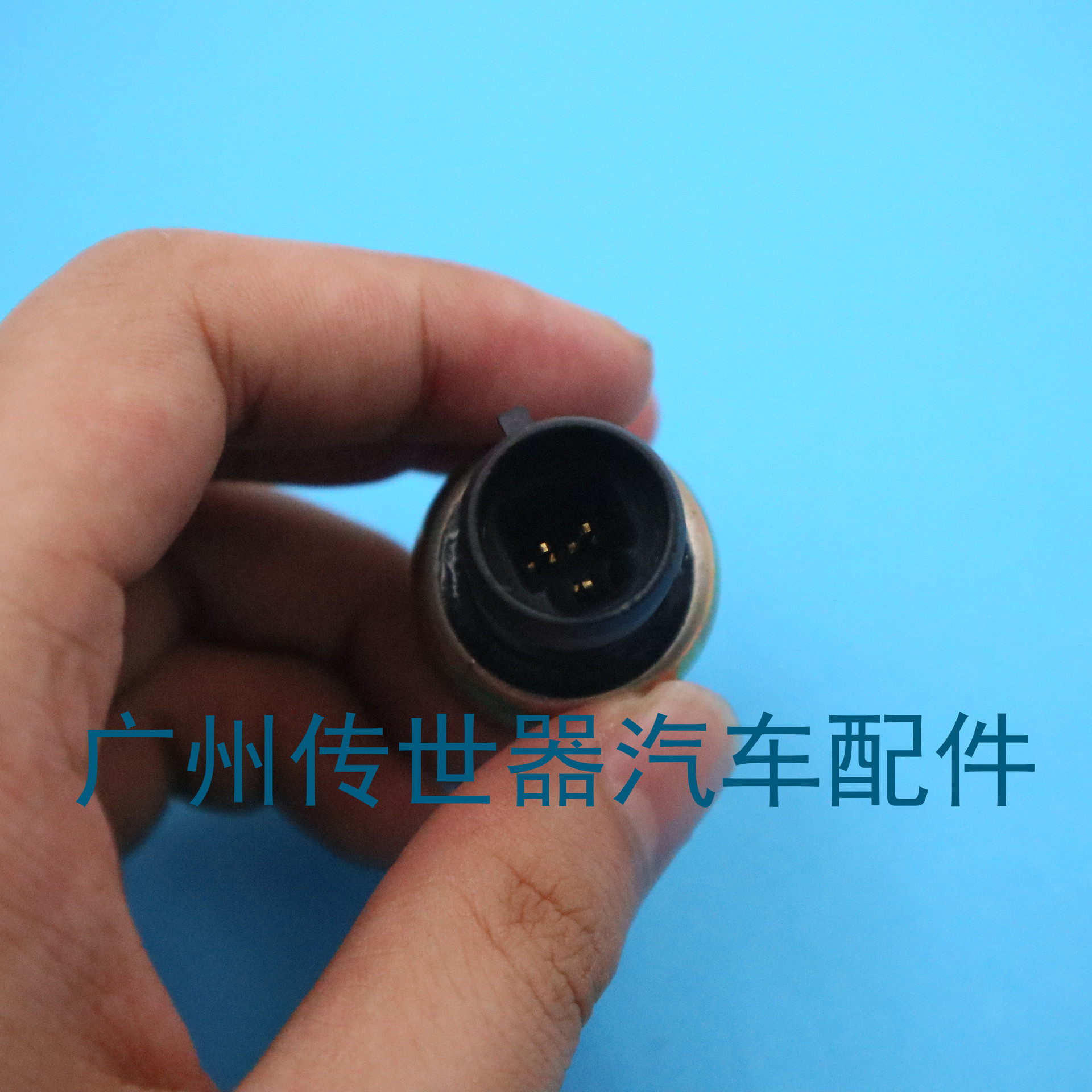 适用于油压传感器开关97137042 8-97137042-1 98234064-阿里巴巴