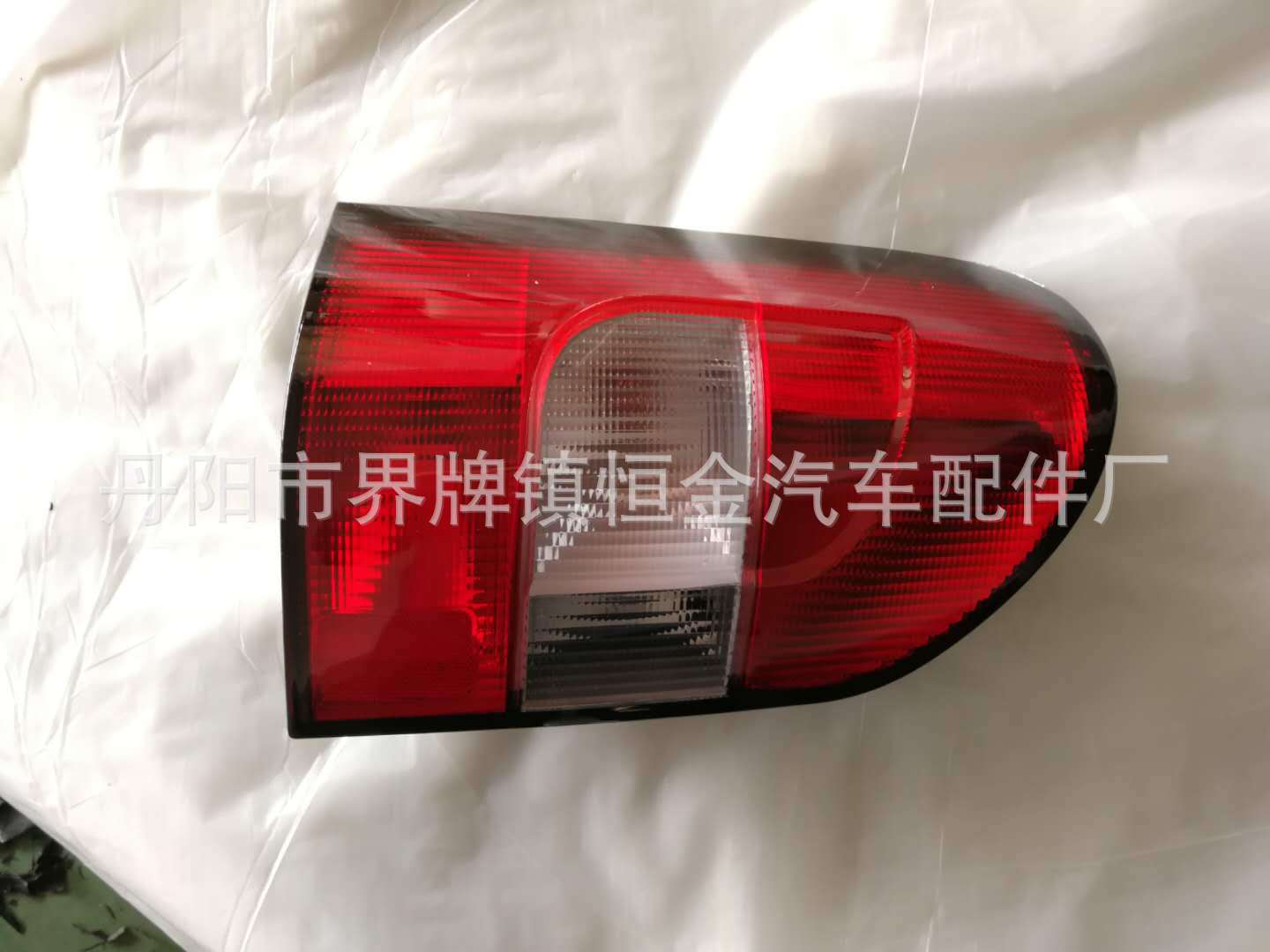 适用双龙MB100后尾灯 奔驰MB100后灯 6618263044 ISTANA MB100-阿里巴巴