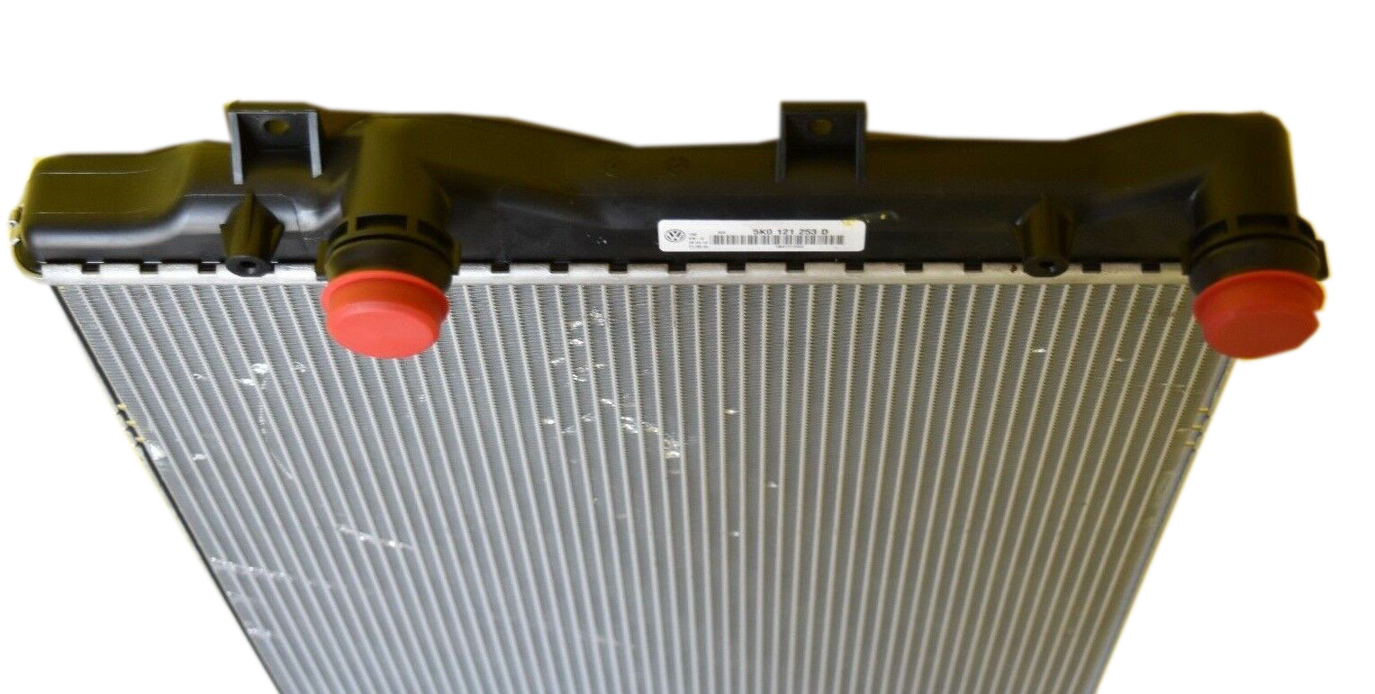 散热器/水箱/冷凝器/中冷器 适用于奥迪A3 5K0121253D-阿里巴巴