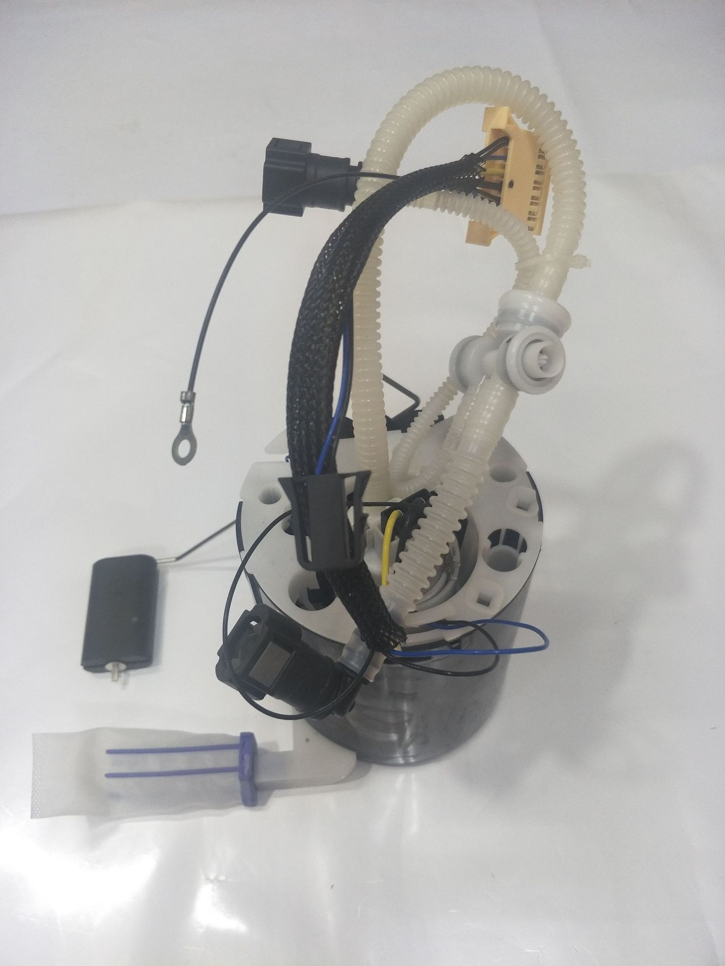 汽车配件电动燃油泵总成 适用于路虎LR2 LR036126 电动燃油泵-阿里巴巴