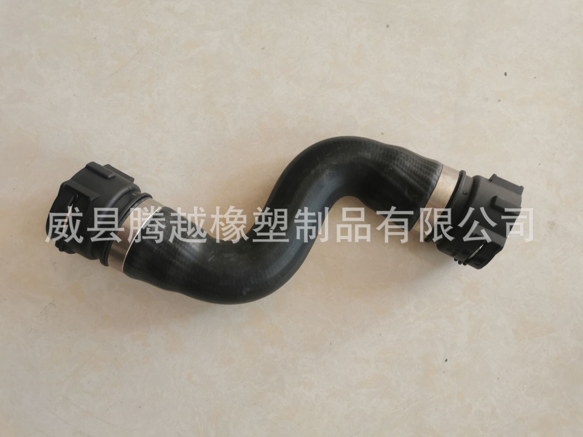 LR032094.LR006165适用于路虎 奔宝驰马散热水管增压器软管-阿里巴巴