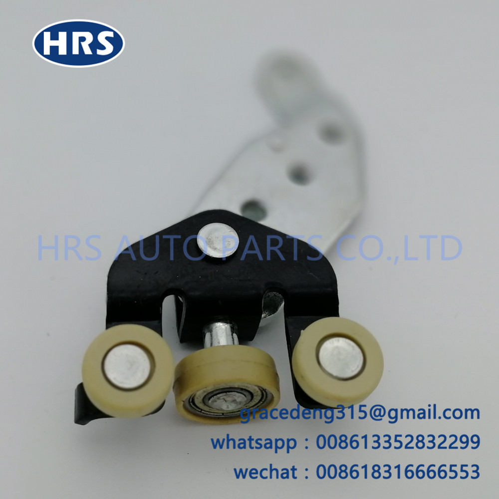 68360-26130适用于丰田海狮车门滑轮其他车身及附件是HRS68360-26-阿里巴巴