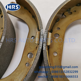 04495-60070适用于丰田兰德酷路泽陆地巡洋舰HZJ79皮卡后刹车蹄片-阿里巴巴