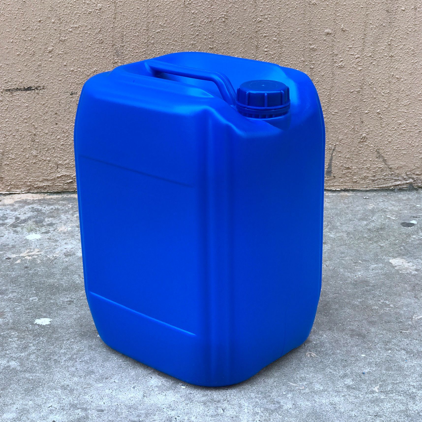 加厚25kg化工桶25L塑料桶25升水桶废液桶堆码桶塑胶桶50斤胶水桶-阿里巴巴