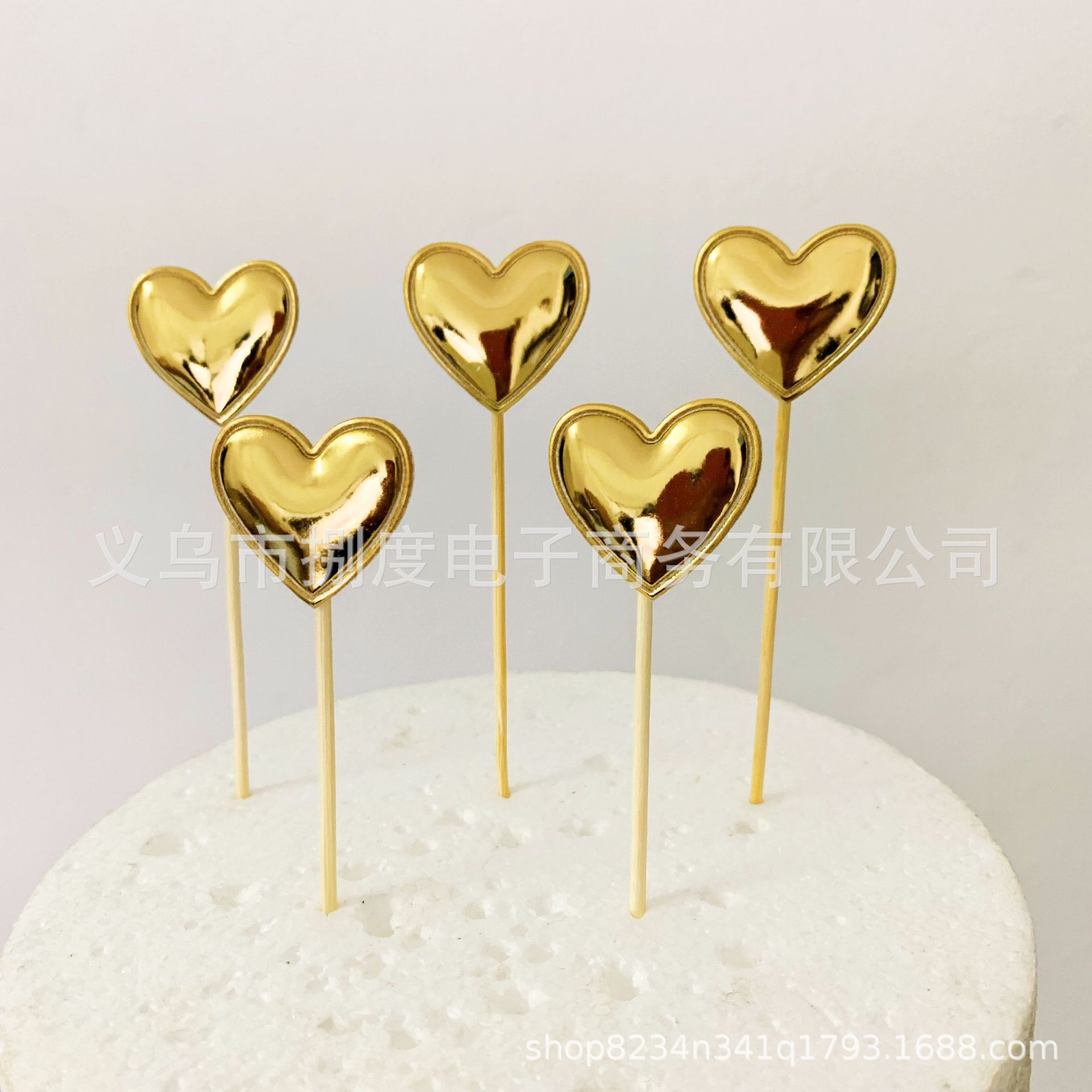 蛋糕装饰 50枚装PU爱心星星皇冠亮面 生日蛋糕插件派对插卡-阿里巴巴