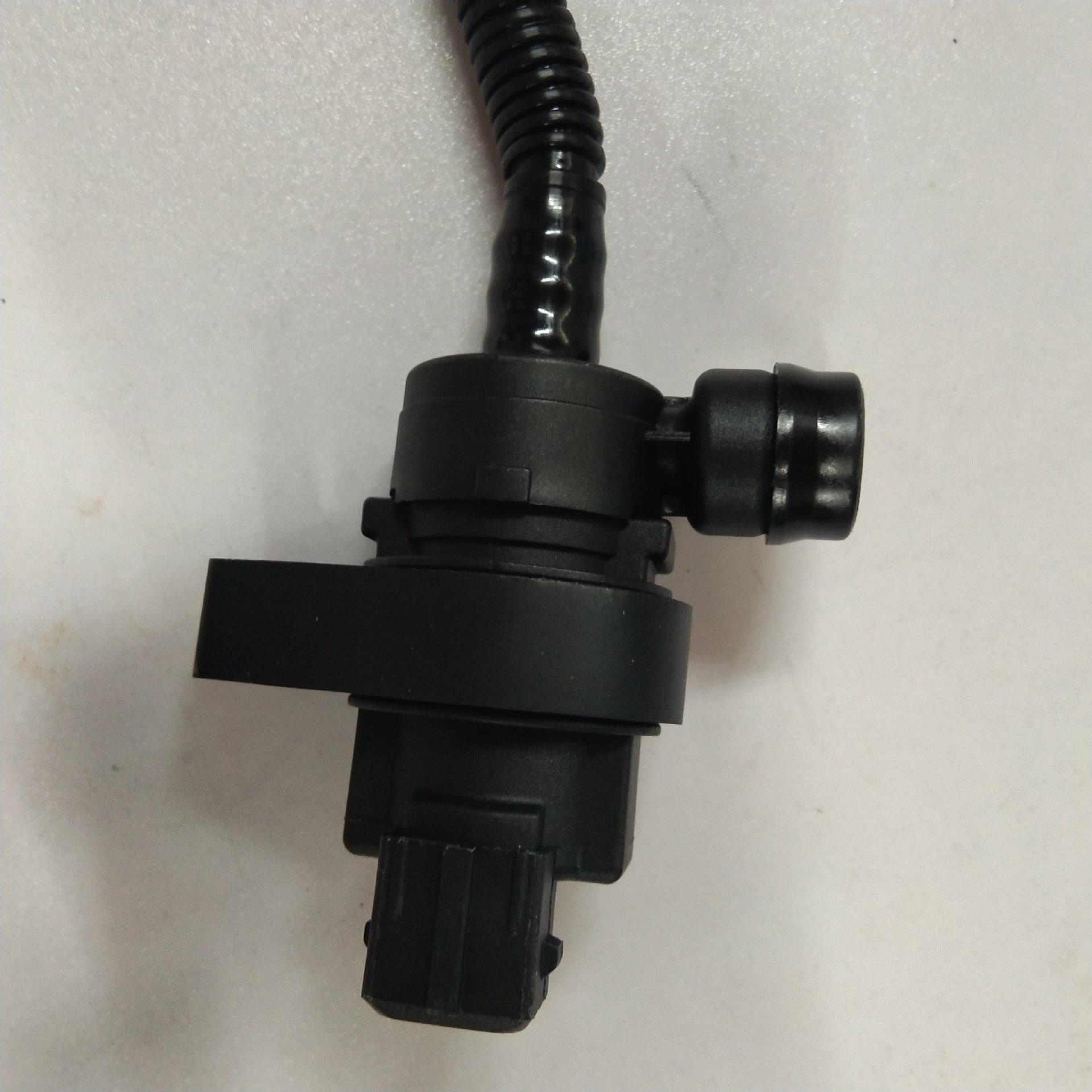 燃油箱排气阀/碳罐通气阀 适用于宝马E60E63E64 13907537113-阿里巴巴