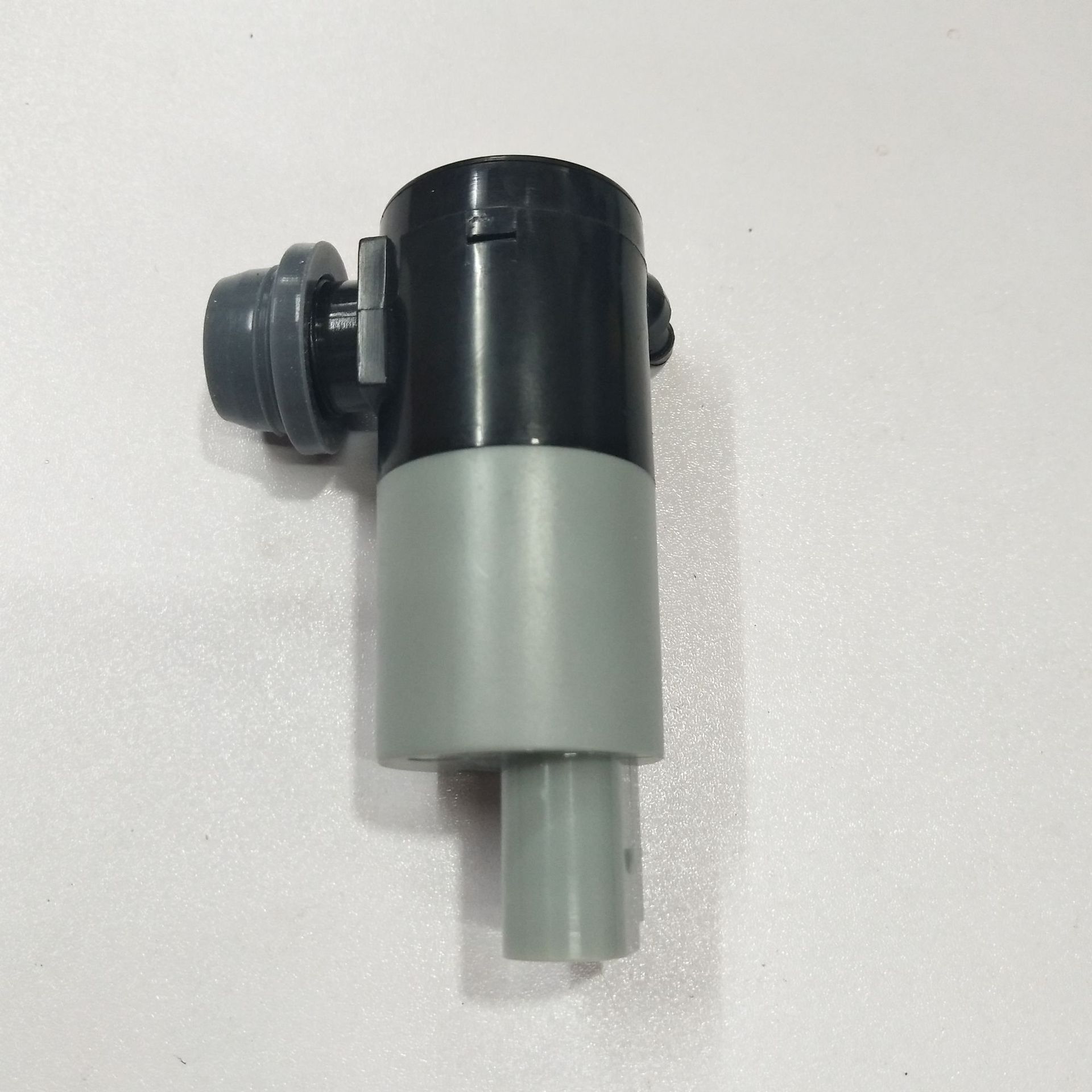 适用于路虎揽胜L322 Mk III 挡风玻璃清洗泵 2006-2011 DMC500040-阿里巴巴