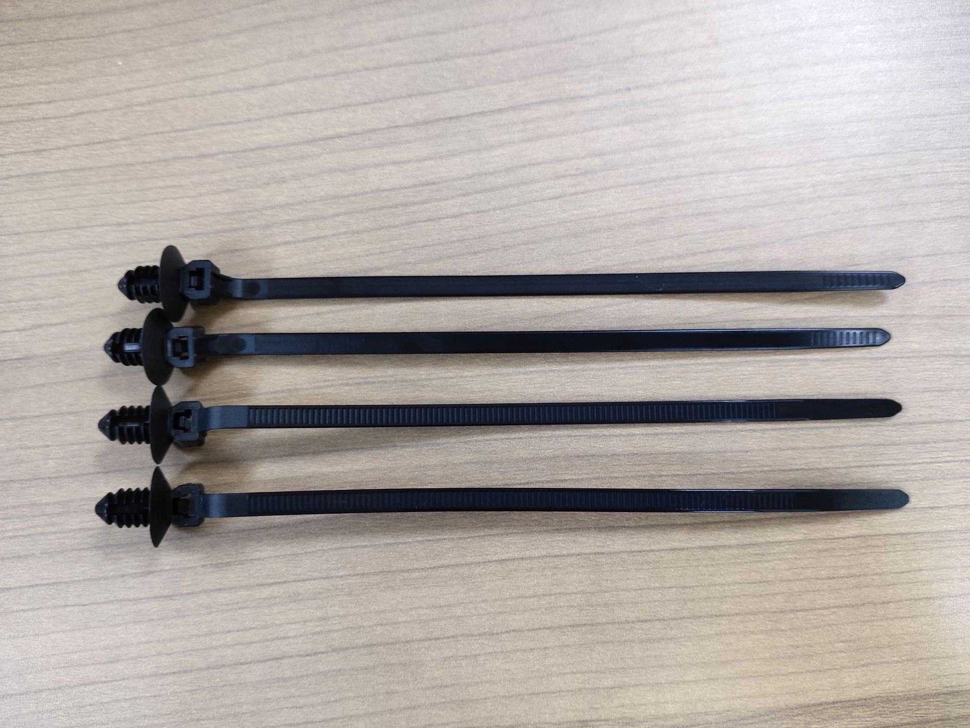 157-00185扎带hellermanntyton海尔曼太通耐电缆线扣螺柱卡扣绑带-阿里巴巴