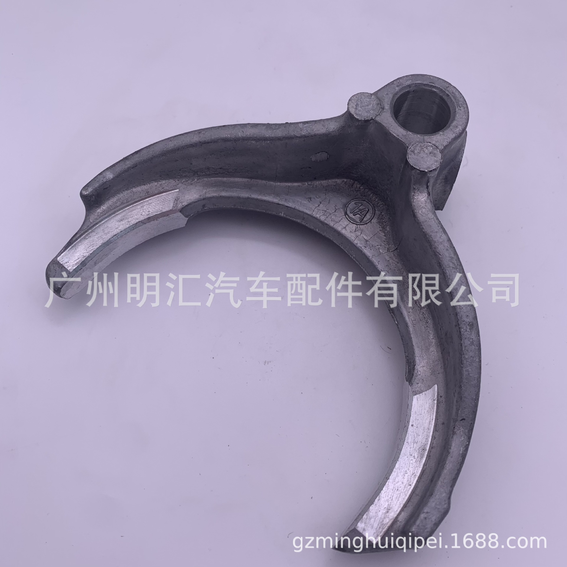 33213-35040适用于海拉克斯兰德酷路泽海狮波箱变速箱2号换挡拨叉-阿里巴巴