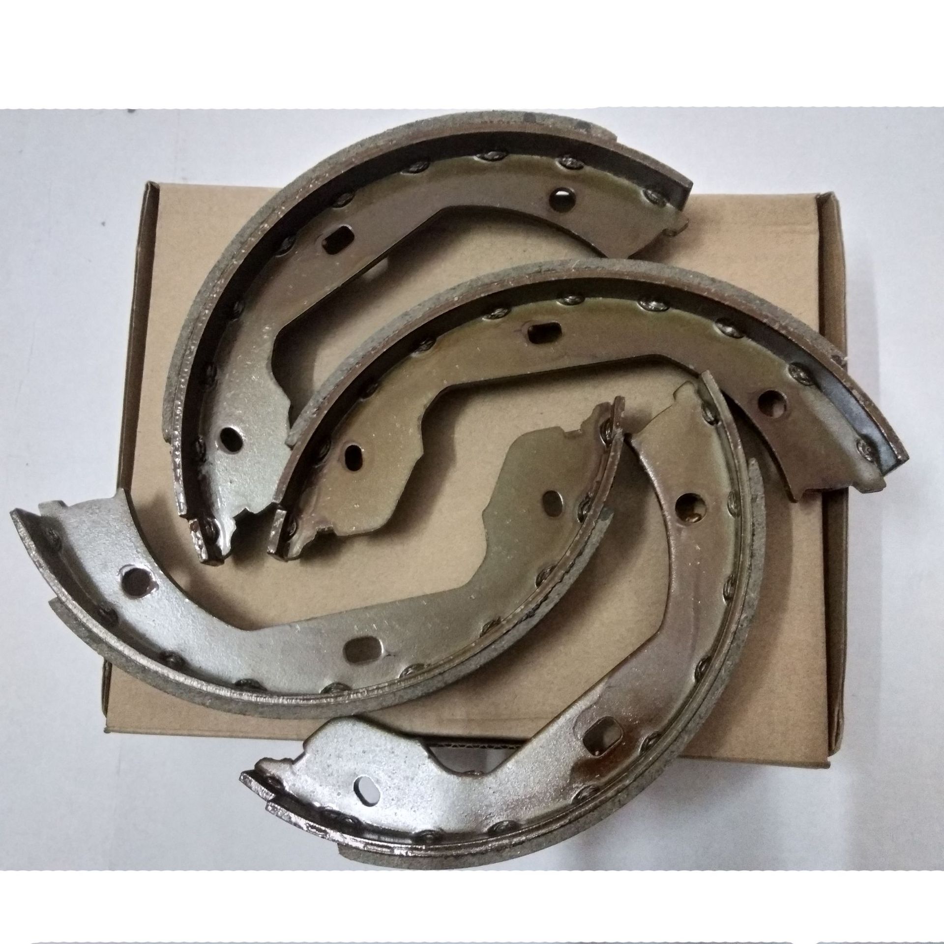 适用于宝马5系6系X3X5 汽车刹车片 后手刹蹄片 手刹皮34416761293-阿里巴巴