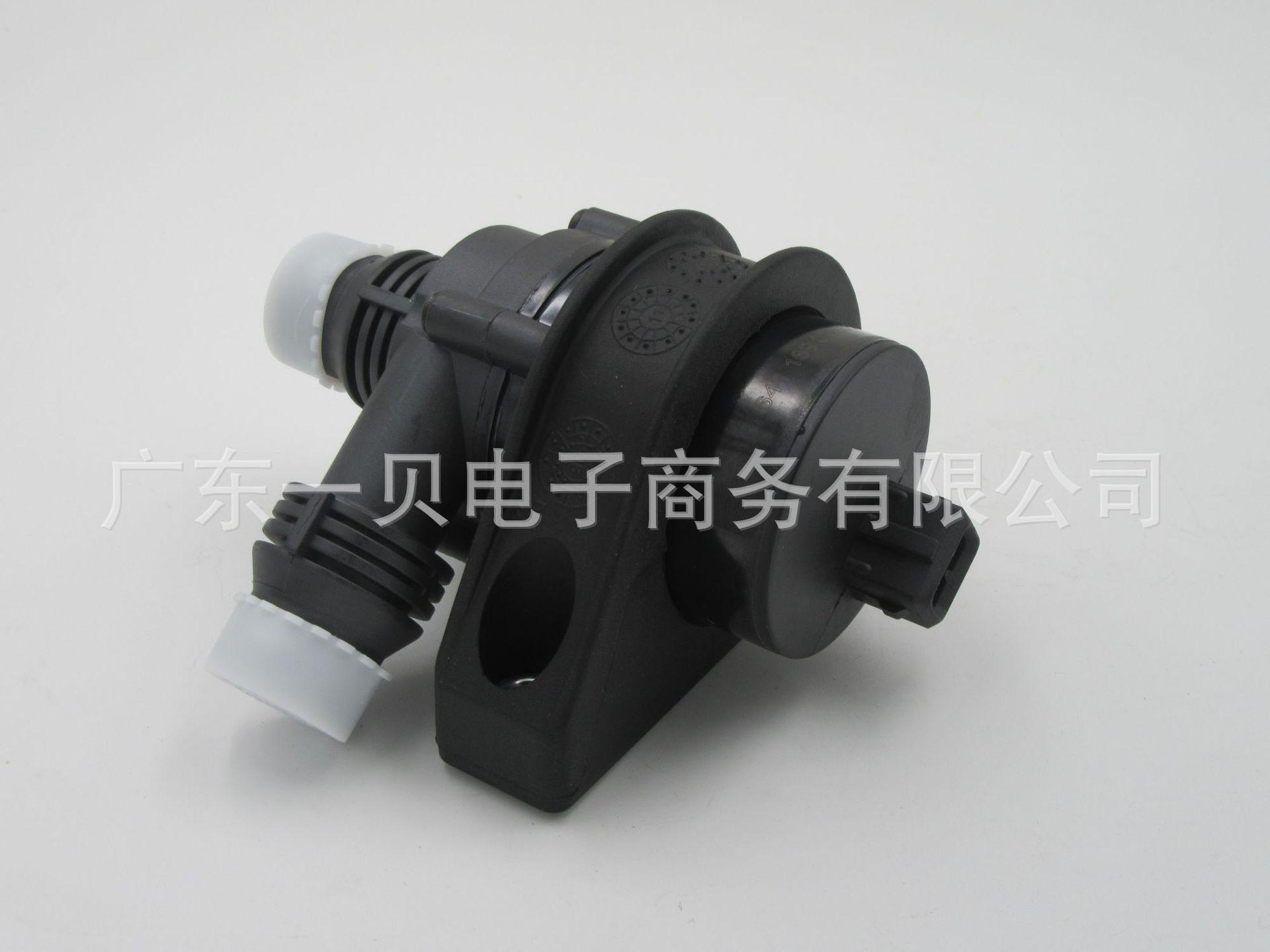 64116922699适用于 E39 525i 530i 528i 辅助水泵-阿里巴巴