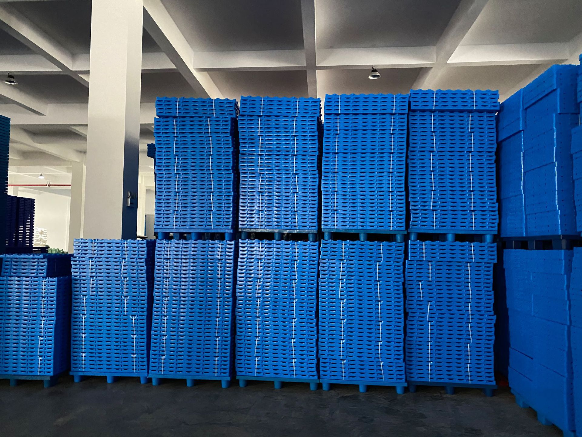 窄仓库如何用托盘,仓库托盘图片大全,托盘(第2页)_大山谷图库