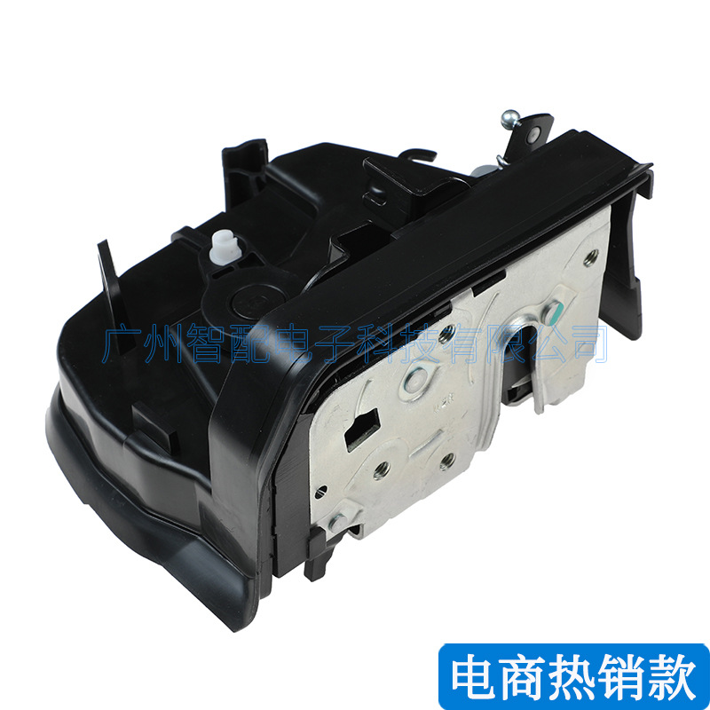 51228402601 51228402602适用于00-06宝马X5 E53门锁执行器闭锁器-阿里巴巴