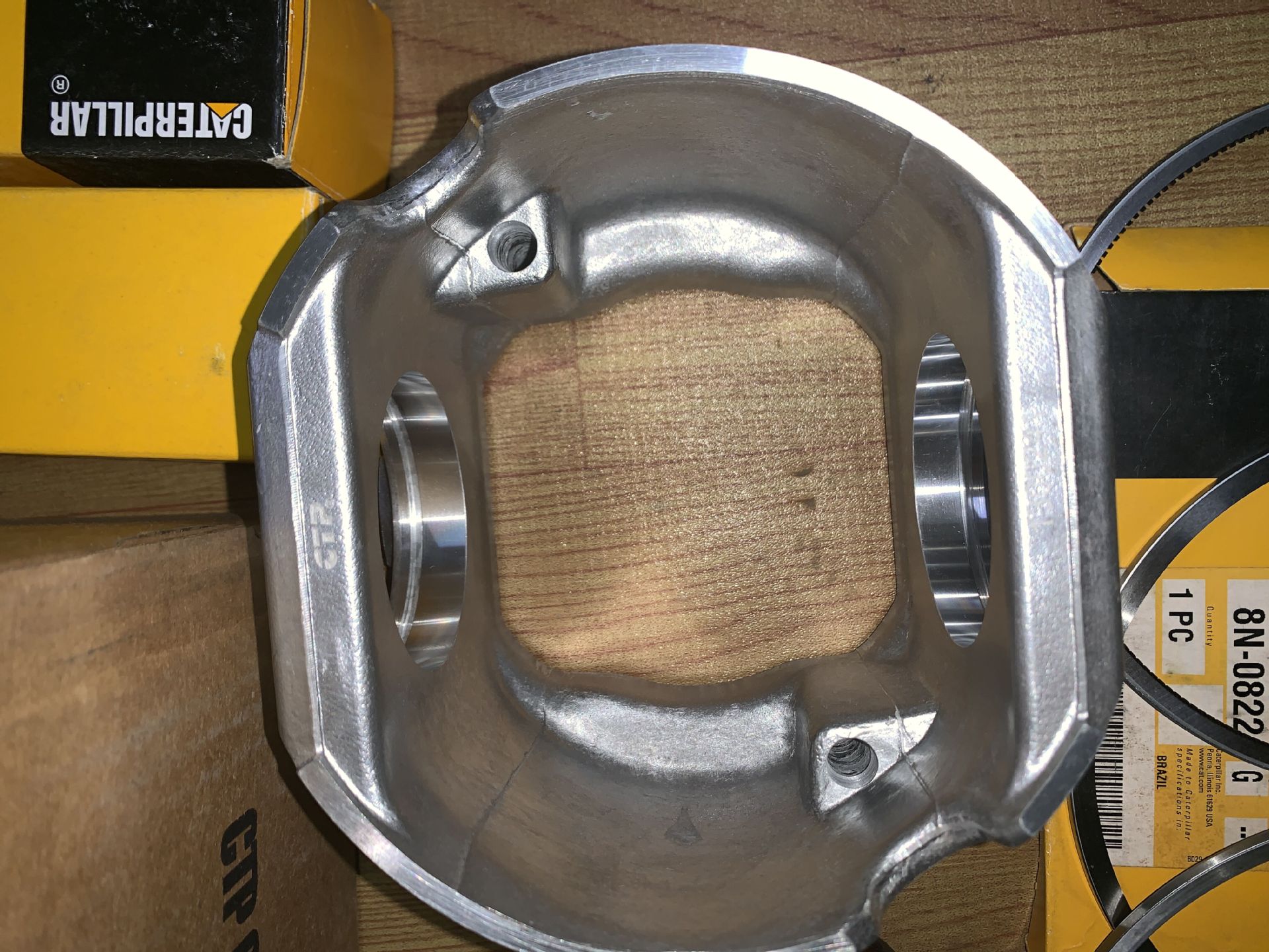 供应卡特彼勒3406发电机组活塞裙部130-0241-阿里巴巴