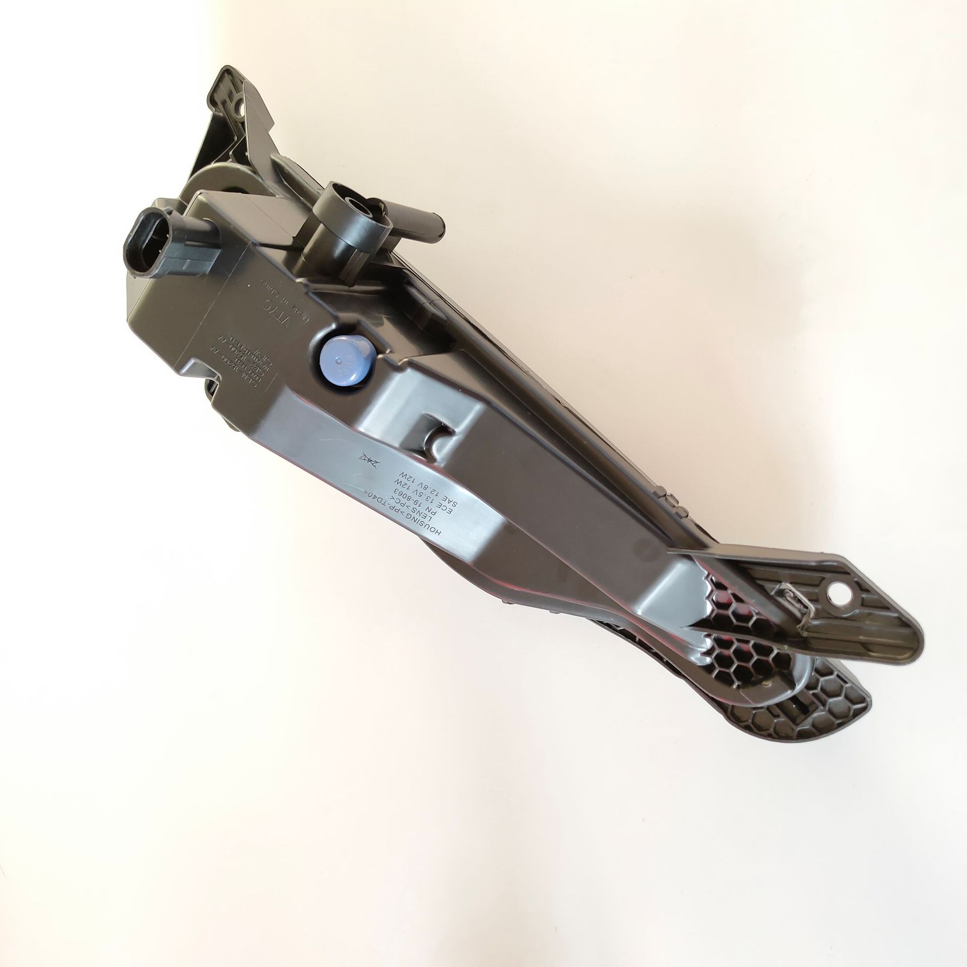 汽车配件/极光雾灯 适用路虎揽胜运动 LR072646/LR072645 左右-阿里巴巴