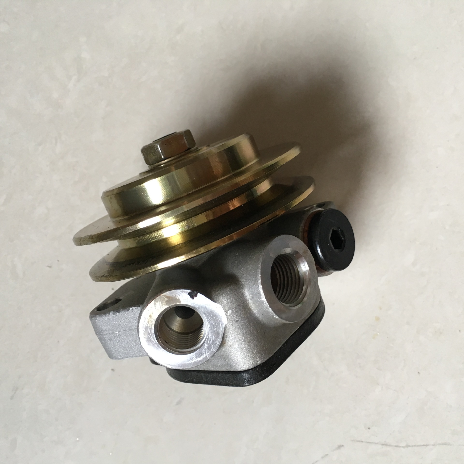 挖掘机BF4M1013发动机配件柴油输油泵 02112671-阿里巴巴