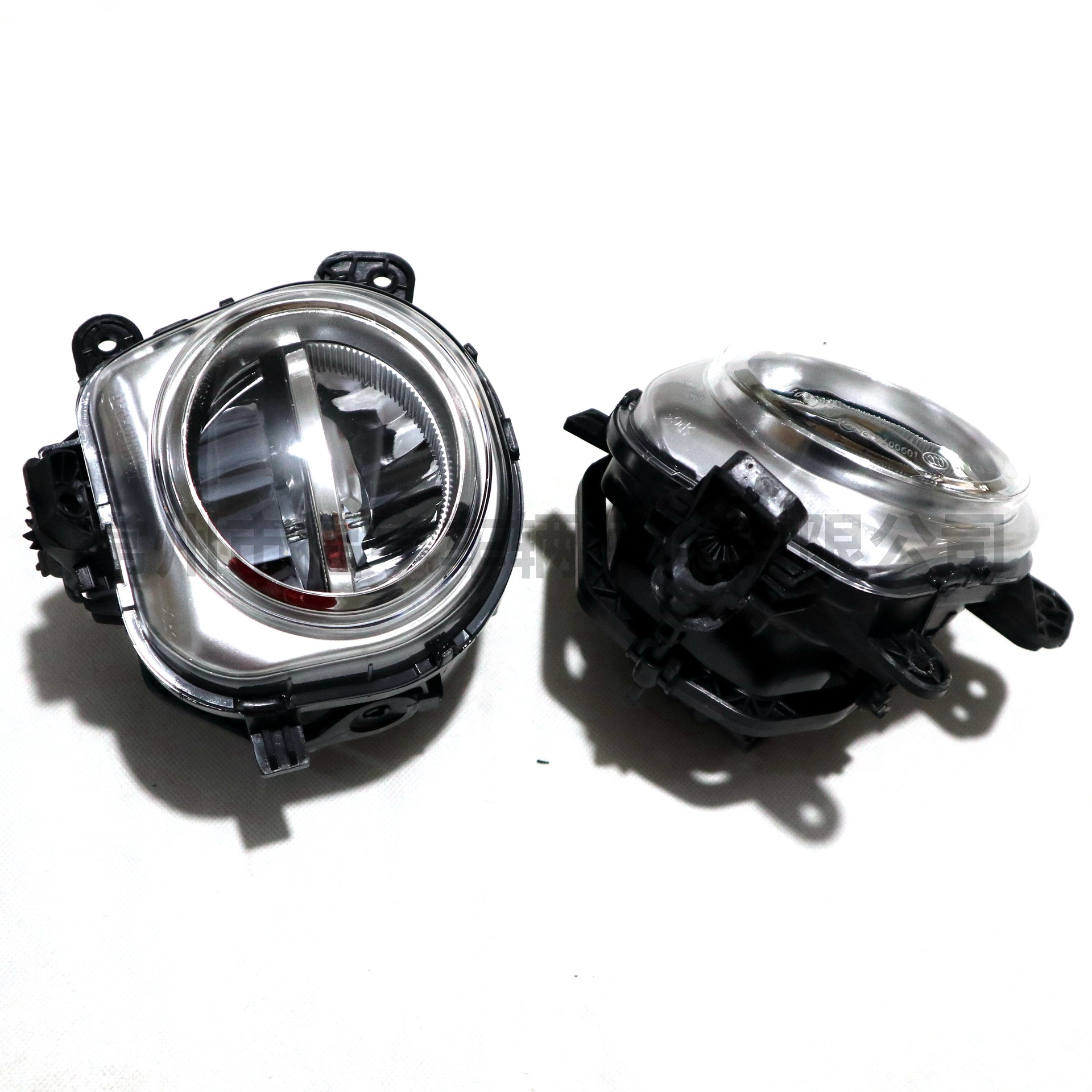 F15雾灯汽车前杠防水防尘LED雾灯总成适用于X1 X3 X4 X5 X6-阿里巴巴