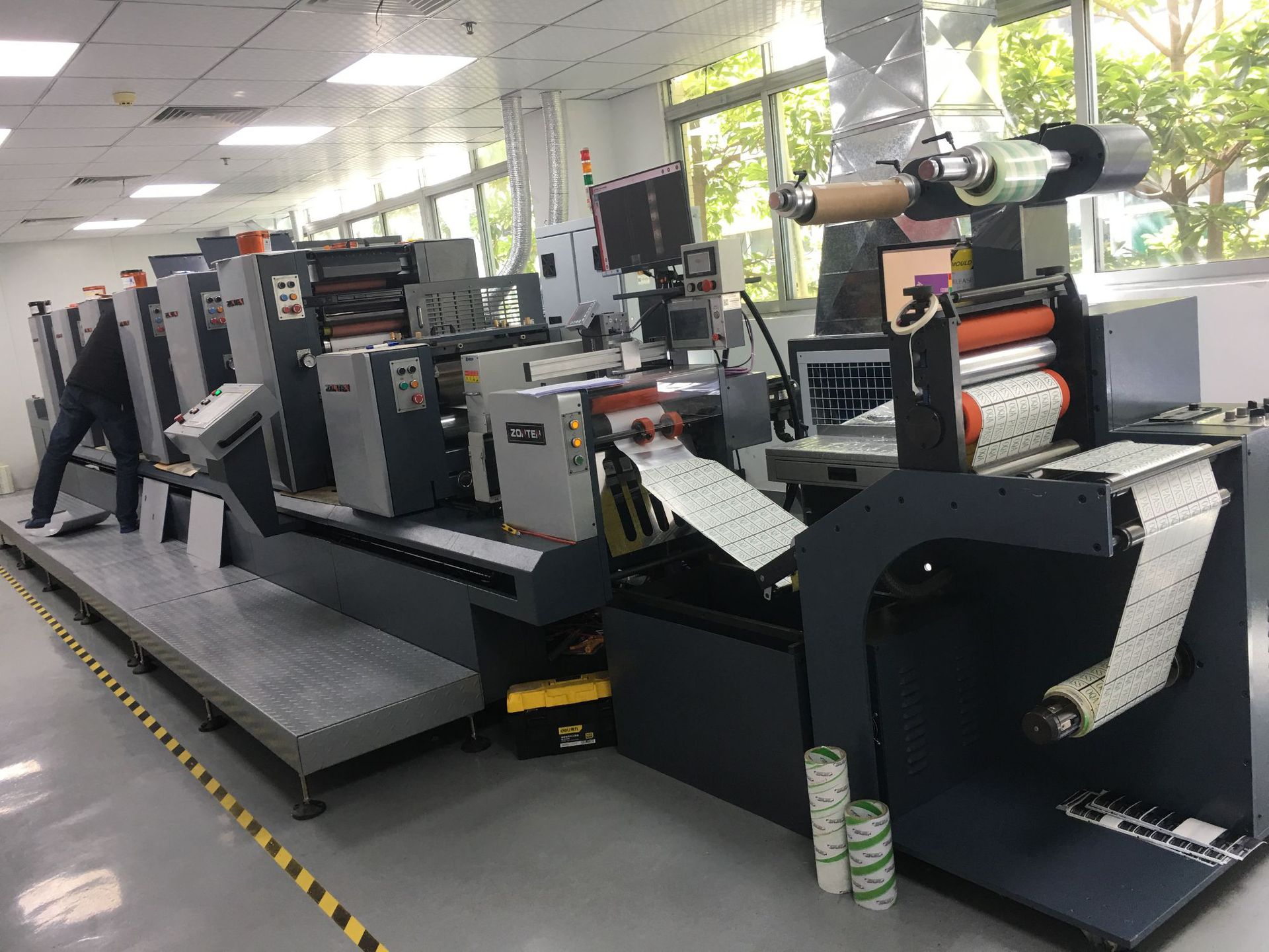 印刷加工图片,加工图片,印刷机器设备图片_大山谷图库