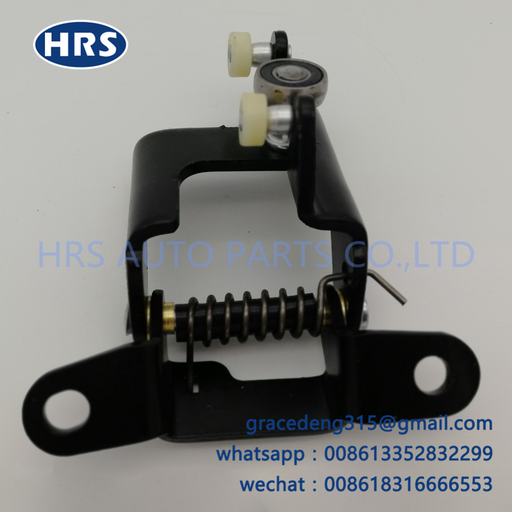 68380-26030适用于丰田汽车配件2005年大海狮右驾左驾中门中滑轮-阿里巴巴