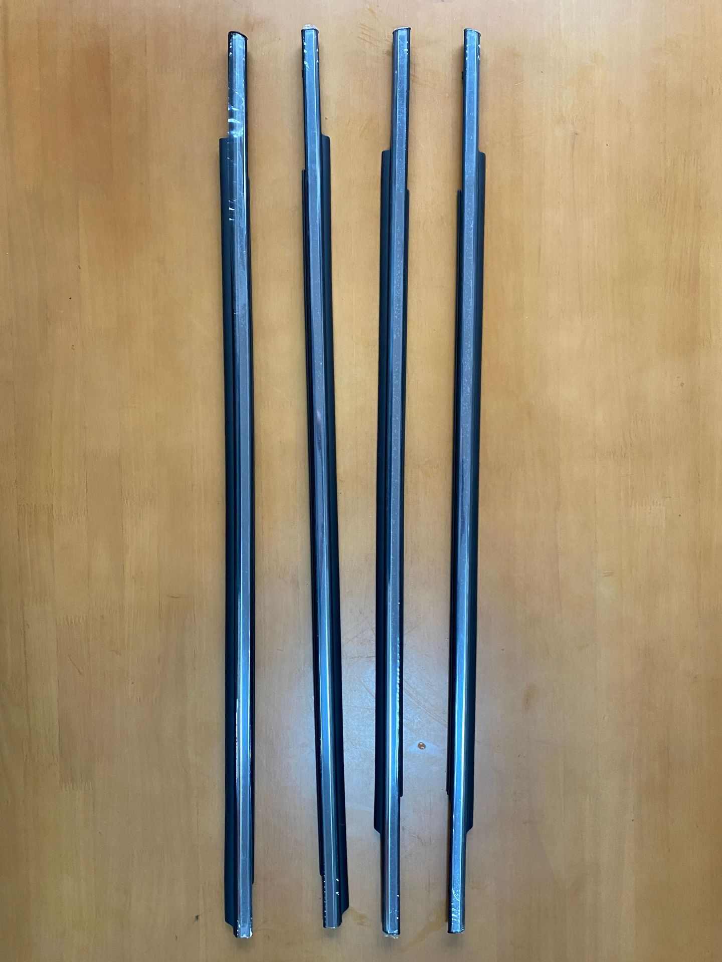 车窗玻璃密封胶条外挡水切水饰条外压条适用于三菱欧蓝德13-21款-阿里巴巴