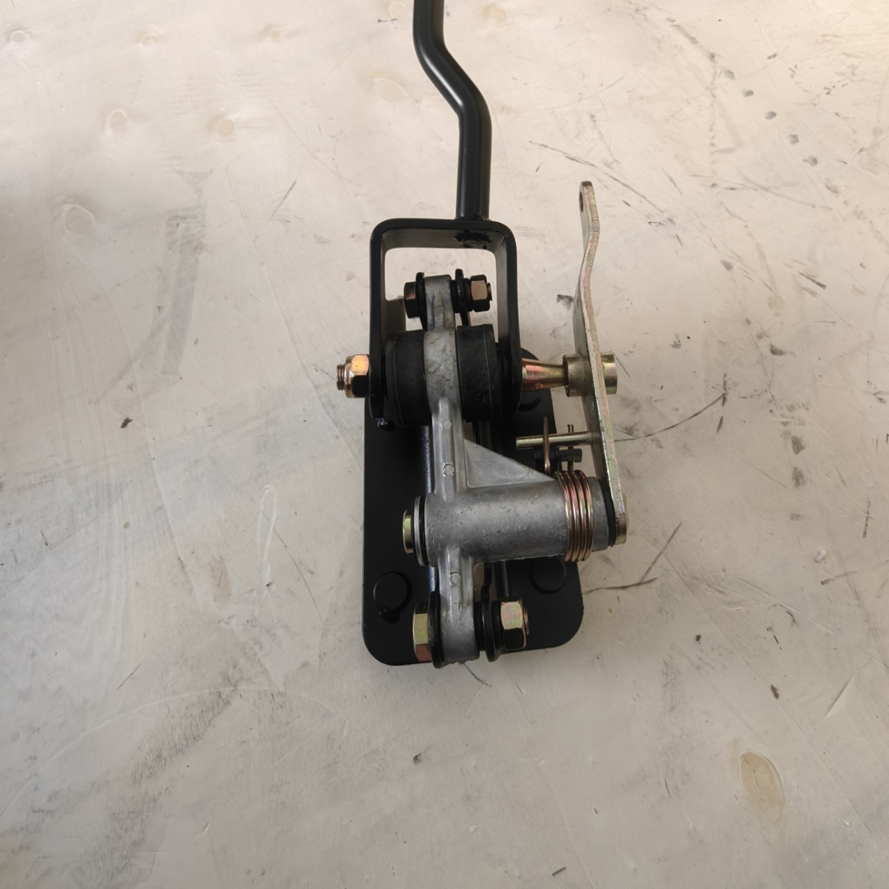 东风天锦EQ1120 1040 1061变速操纵杆及支座总成1703025-KC100-阿里巴巴