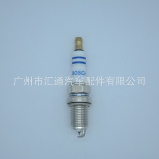 厂家直销汽车火花塞F8DPP33奔驰火花塞A004159190326适用GLK系列-阿里巴巴