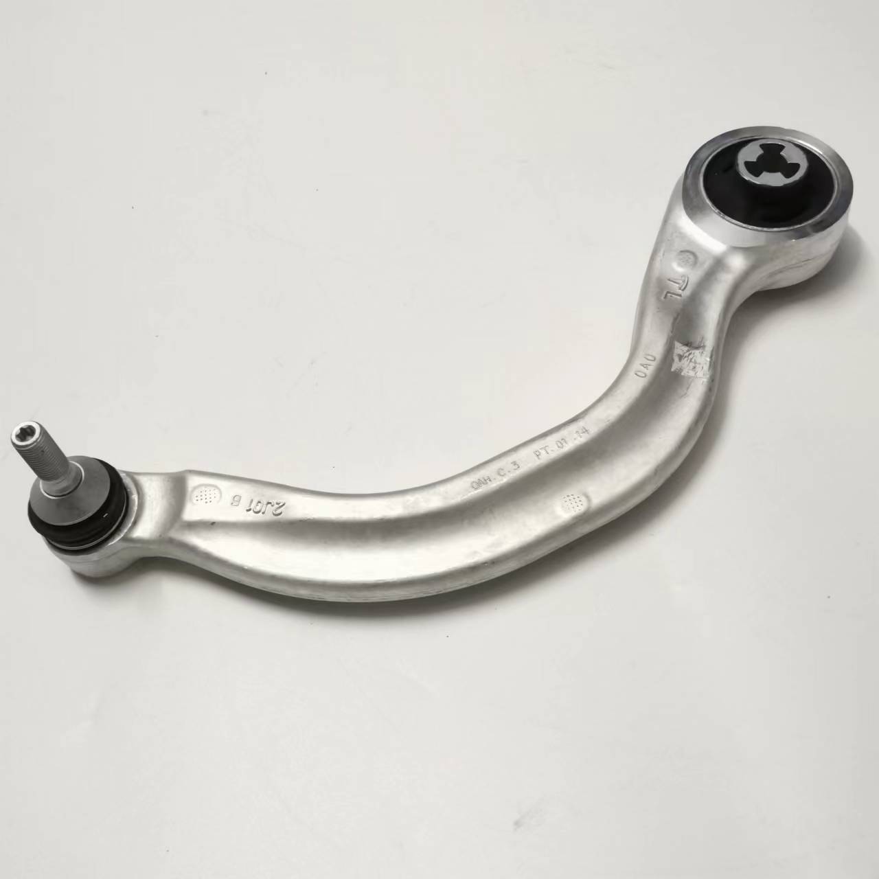 适用特斯拉model3前下悬挂前摆臂1044354-00-A原厂下线-阿里巴巴