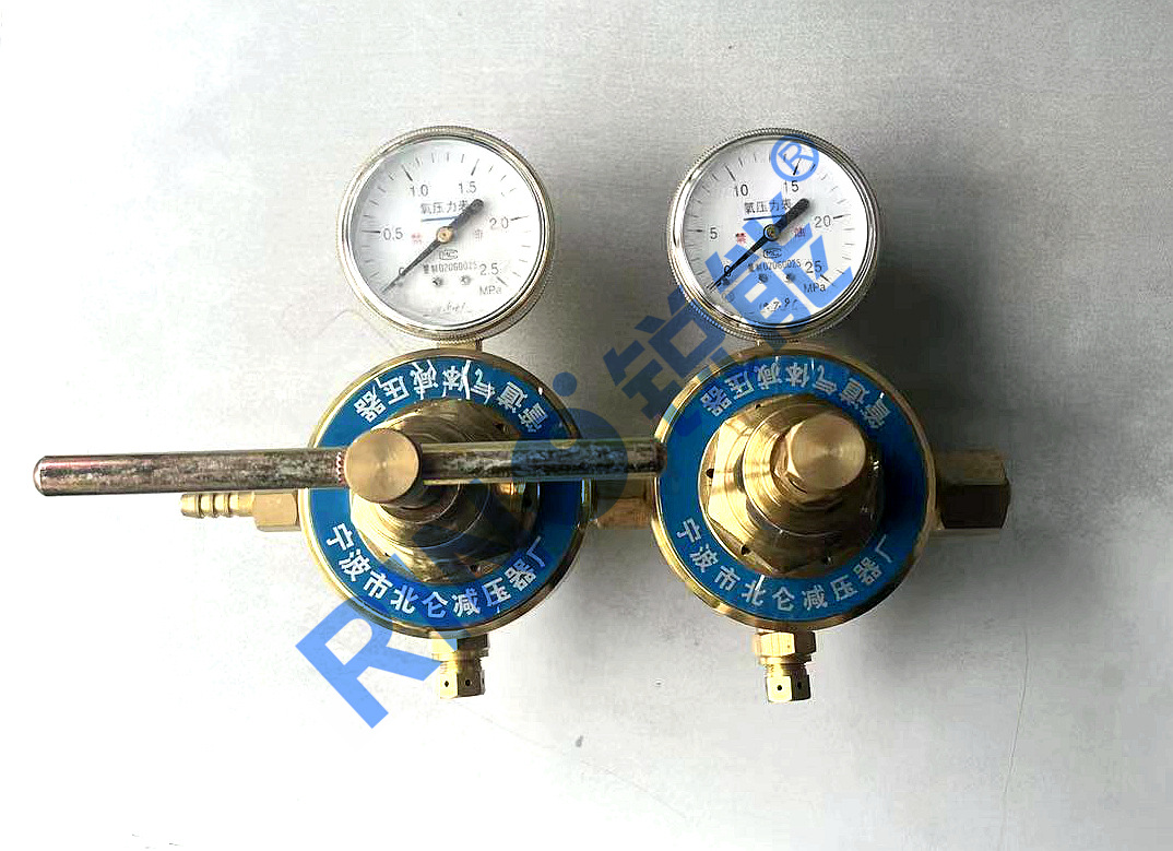 销售 YQJ-11型氧气减压器 减压阀 全黄铜 双级双表 管道气体管路-阿里巴巴