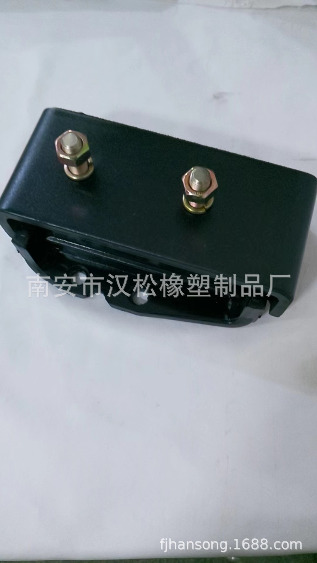 工厂现货直销8DC9 FV413发动机引擎支撑胶垫 ME062600/ME052576-阿里巴巴