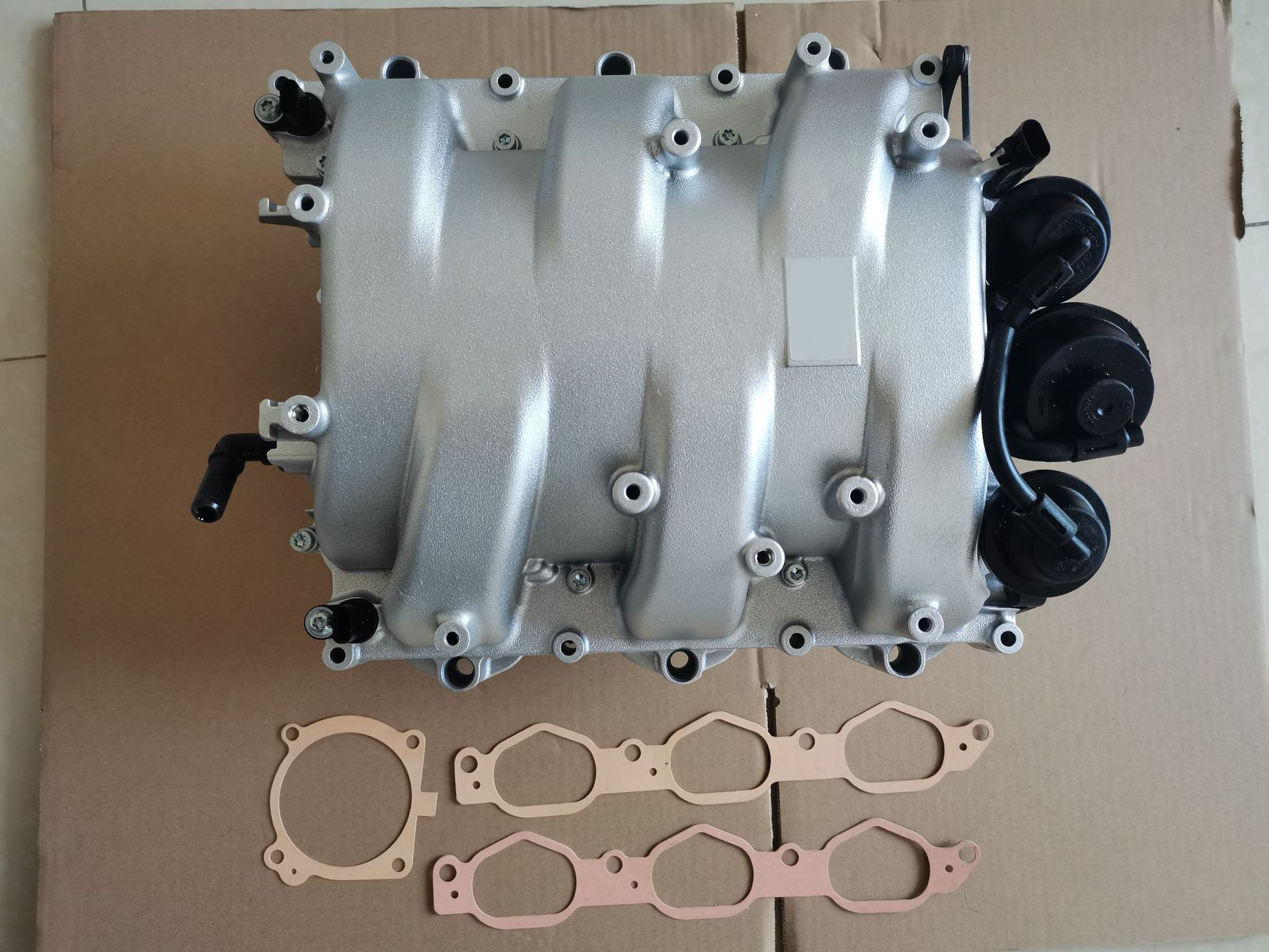 2721402401 A2721402201适用于道奇奔驰6缸272发动机进气歧管总成-阿里巴巴