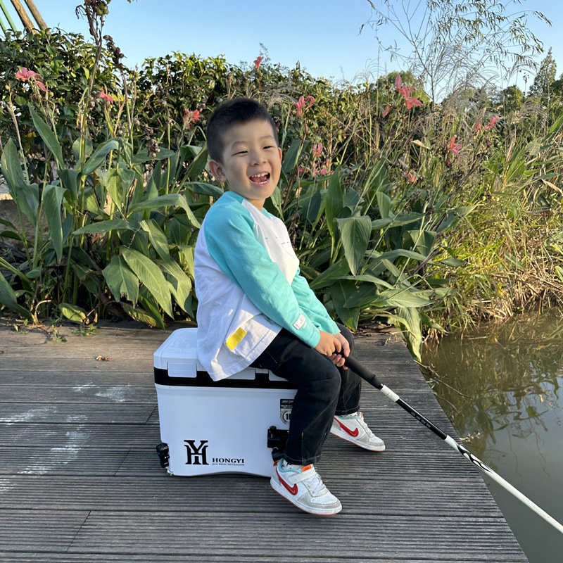 Hong also the new multi-functional competitive fishing box fishing box ...