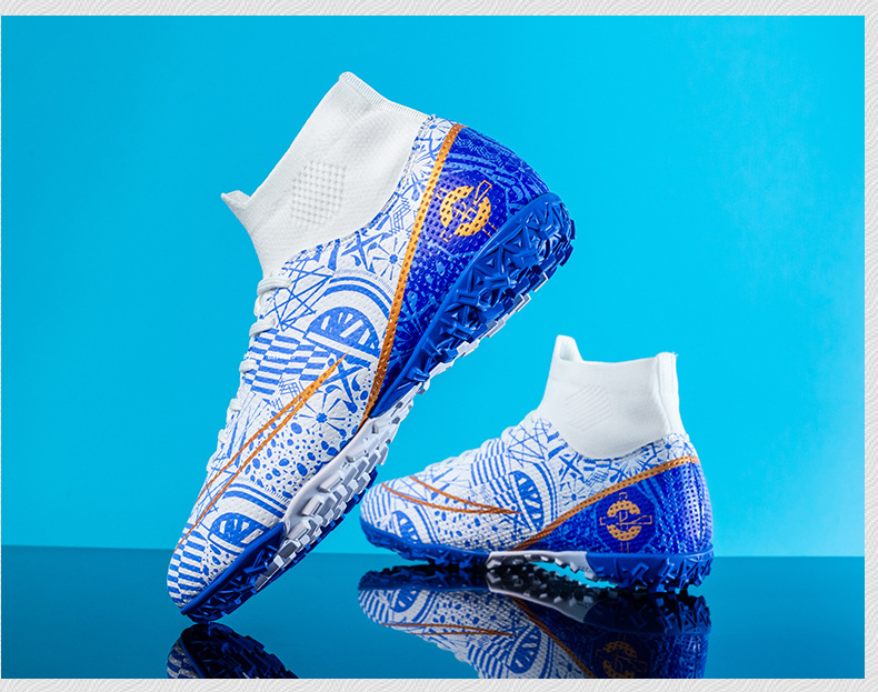世界杯青花瓷足球鞋FG长钉TF碎钉CR7C罗亿行毒蜂梅西猎鹰训练鞋男-阿里巴巴