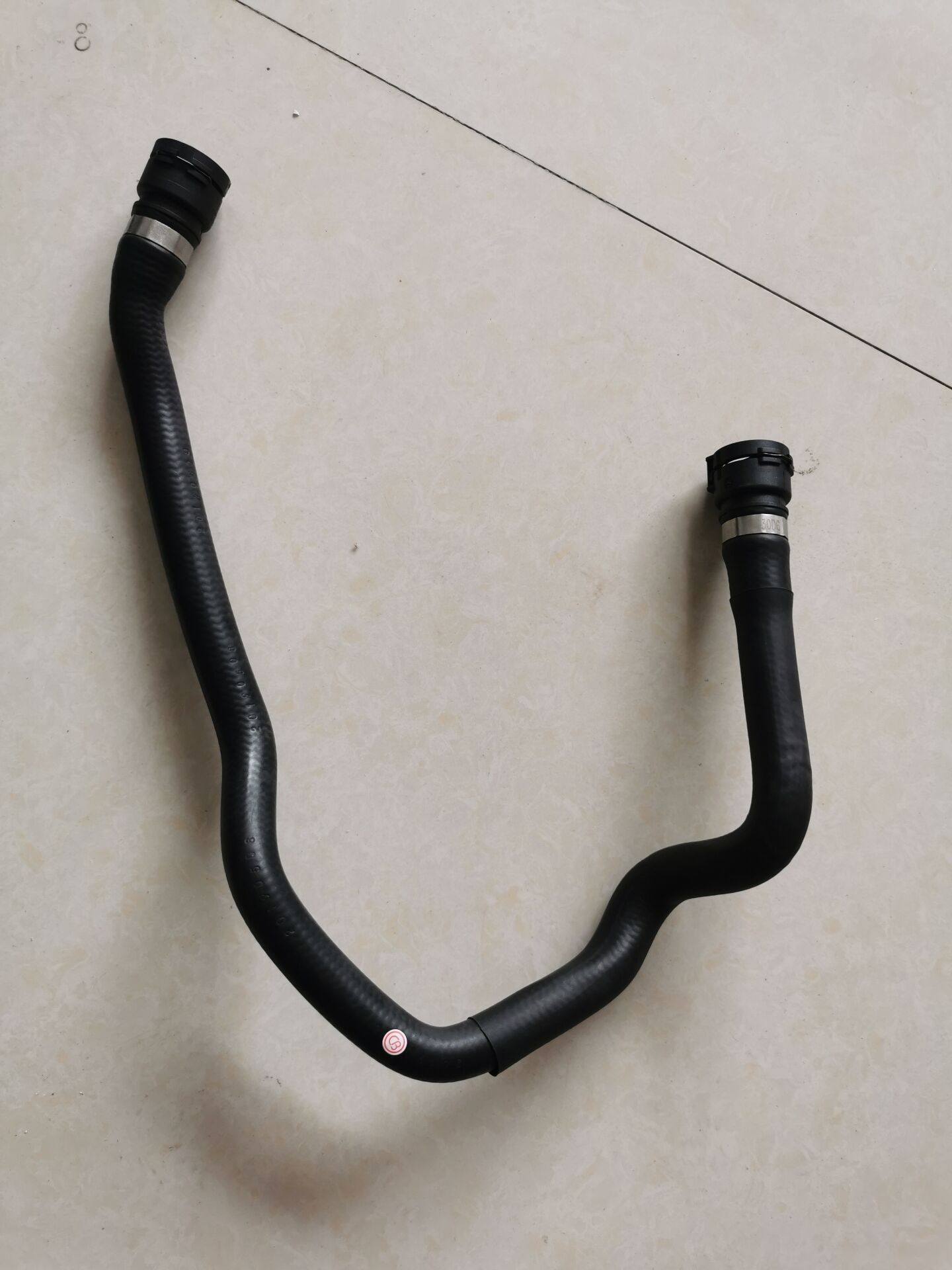 17127612446.17127619693奔宝驰马水管暖风管废气管通风管增压管-阿里巴巴