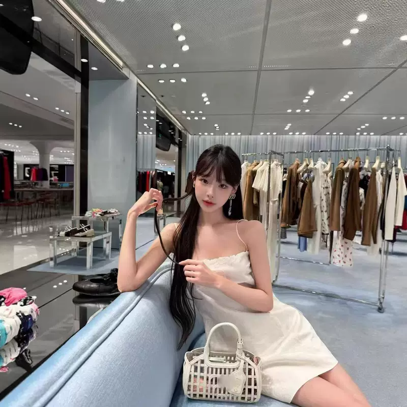 2025 New Summer Style Miu Nanyou Celebrity Light | E2G