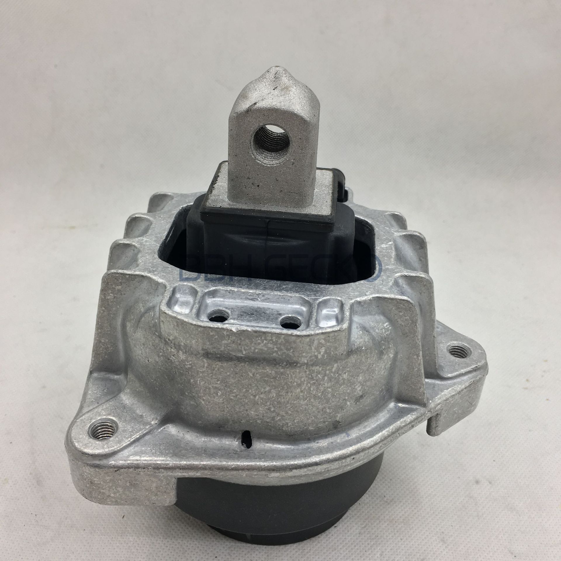 跨境热卖适用于宝马F07发动机支架 机脚胶 22116777381工厂直销-阿里巴巴