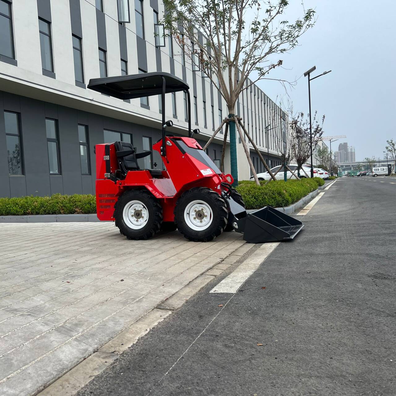 新款轮式滑移装载机 出口美国EPA认证座驾式滑移装载机轮式装载机-阿里巴巴