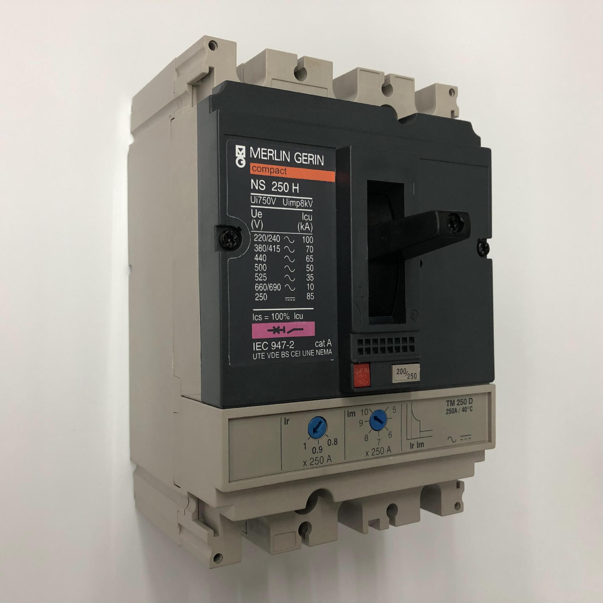 原装正品NS250H 3P 250A TM250D梅兰日兰空气开关塑壳式断路器-阿里巴巴