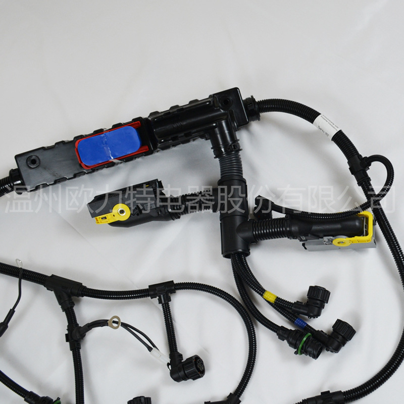 汽车线束连接器卡车发动机线束 VOE 22020183 重卡配件线束插头-阿里巴巴