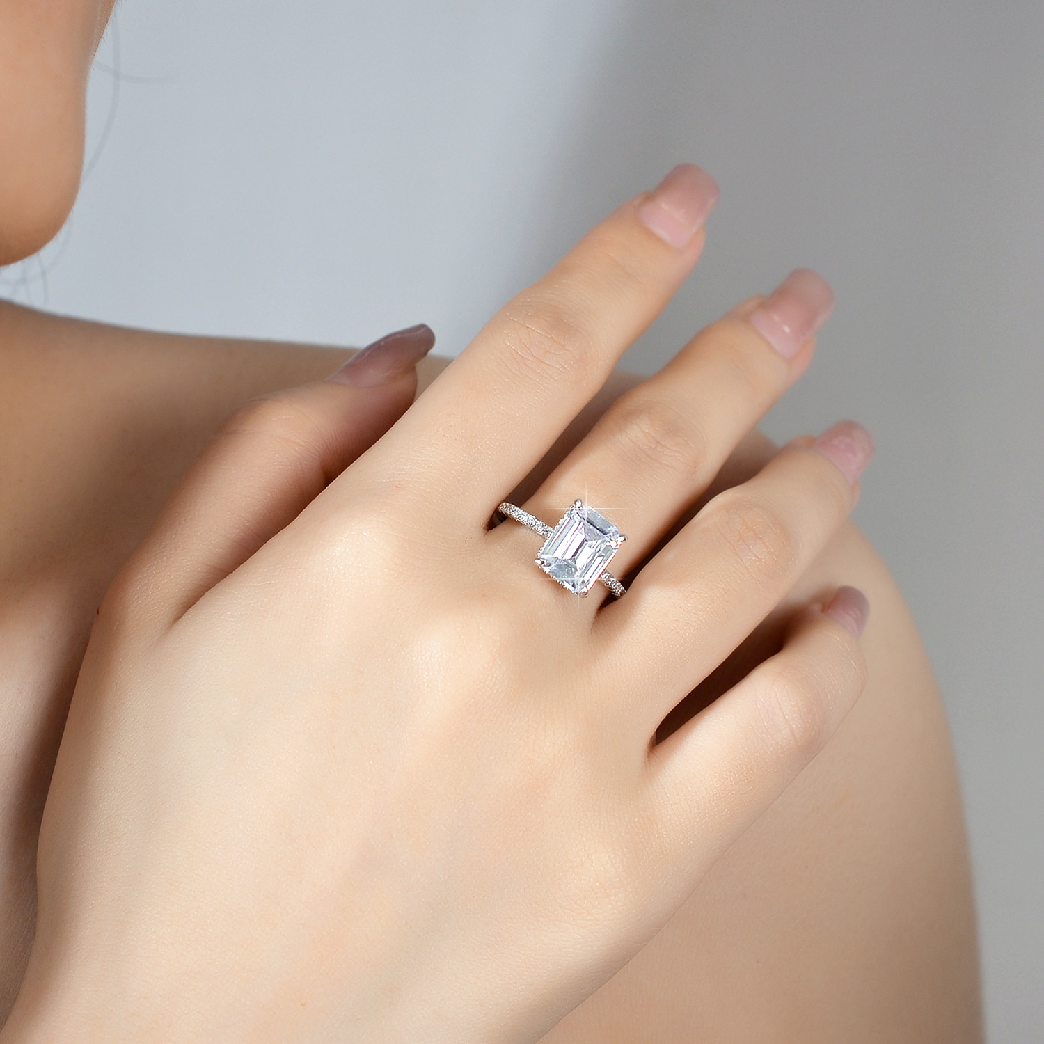 4克拉S925银莫桑石戒指女款豪镶异形祖玛绿长方形矩形戒子-阿里巴巴