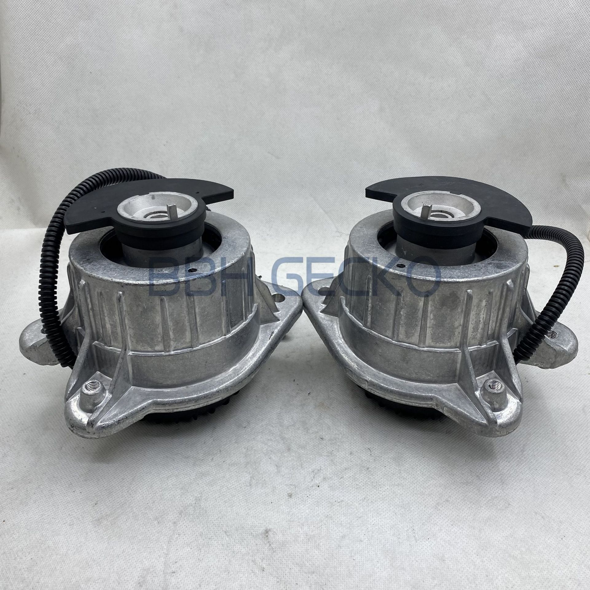 跨境热卖 适用于奔驰2222407517发动机支架现货供应，工厂直销-阿里巴巴