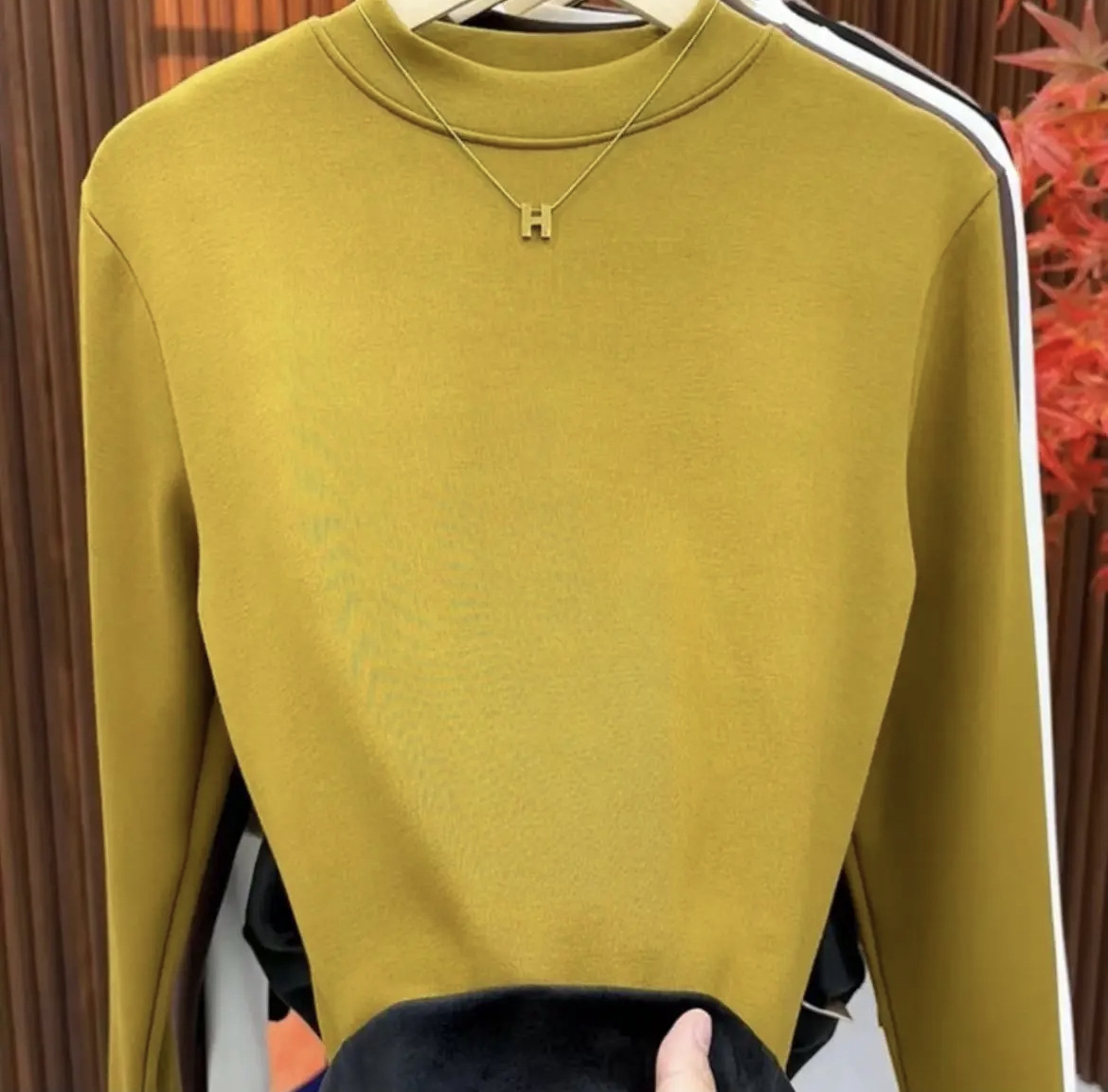 抖音爆款2025打底衫女秋冬韩版修身半高领上衣内搭加厚长袖t恤-阿里巴巴