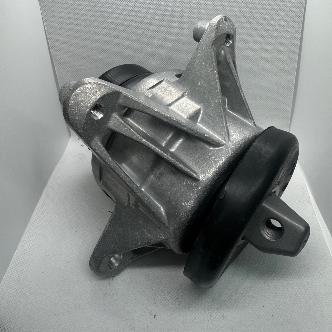 1672407200 1672407300 适用于奔驰Benz W167发动机支架 机脚胶-阿里巴巴