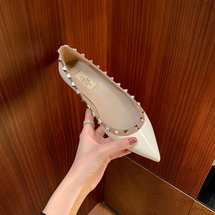 【sheii苏茵茵】夏季一脚蹬韩版仙女风尖头浅口铆钉平底鞋女单鞋-阿里巴巴