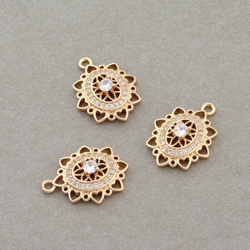 精美保色镶嵌锆石镂空花边吊坠DIY配件轻奢复古项链耳饰材料批发-阿里巴巴