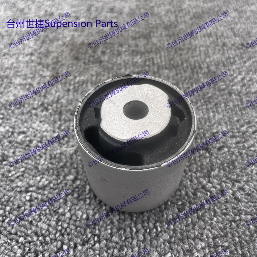 适用奔驰W164 X164 W166差速器衬套胶套1663330814-阿里巴巴