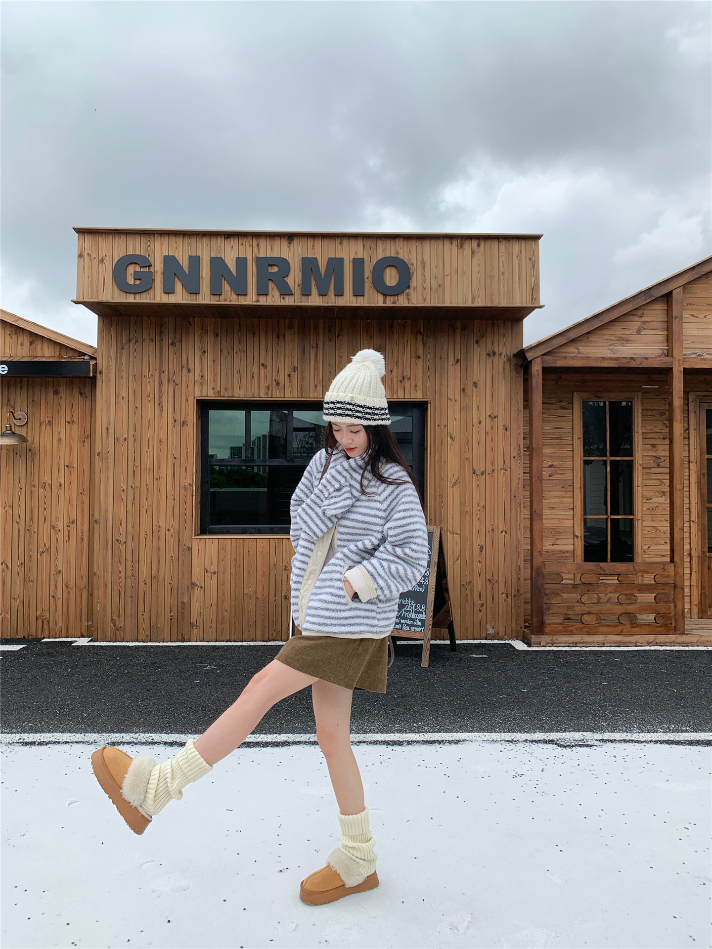 两面穿条纹长袖棉服2025秋季新款复古加厚保暖设计感带围脖外套女-阿里巴巴